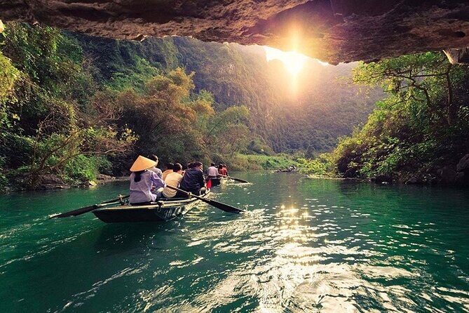 Ninh Binh Luxury Day Tour by Limousine- Small Group- All included - Who will love this tour?