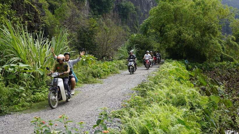 Ninh Binh Sunset Tour & Hoa Lu Ancient Town Visit - An In-Depth Look at the Tour Itinerary