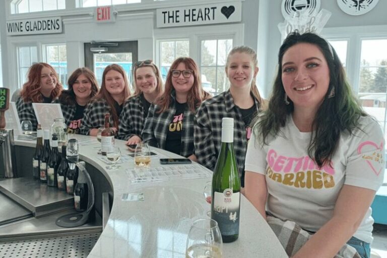NON BUS Andie's VIP Traverse / Leelanau Peninsula Wine Tour - Why You’ll Love It