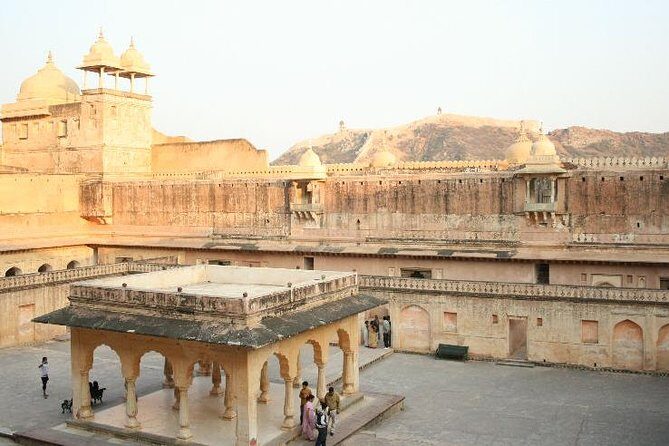 North India Experience Tour - Cultural Immersion in Ayodhya and Lucknow