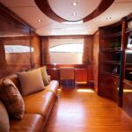 Number Juan 100ft Yacht Azimut Rental - The Yacht: Size, Comfort, and Features