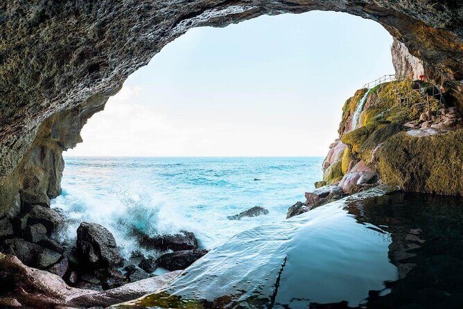 Nusa Penida Hidden Waterfall & Secret Beach Adventure (Private & All-inclusive) - What Makes This Tour Stand Out?