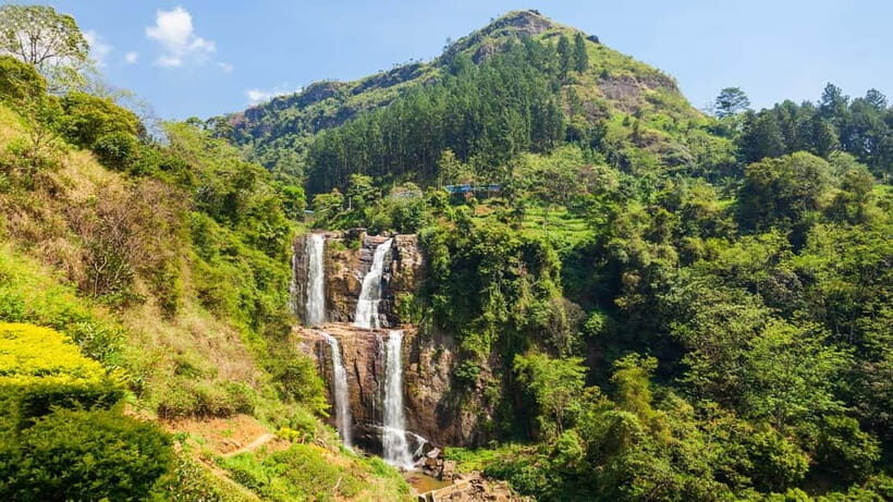 Nuwara Eliya to Kandy: Transfer with Waterfall & Tea Tour - The Itinerary in Detail