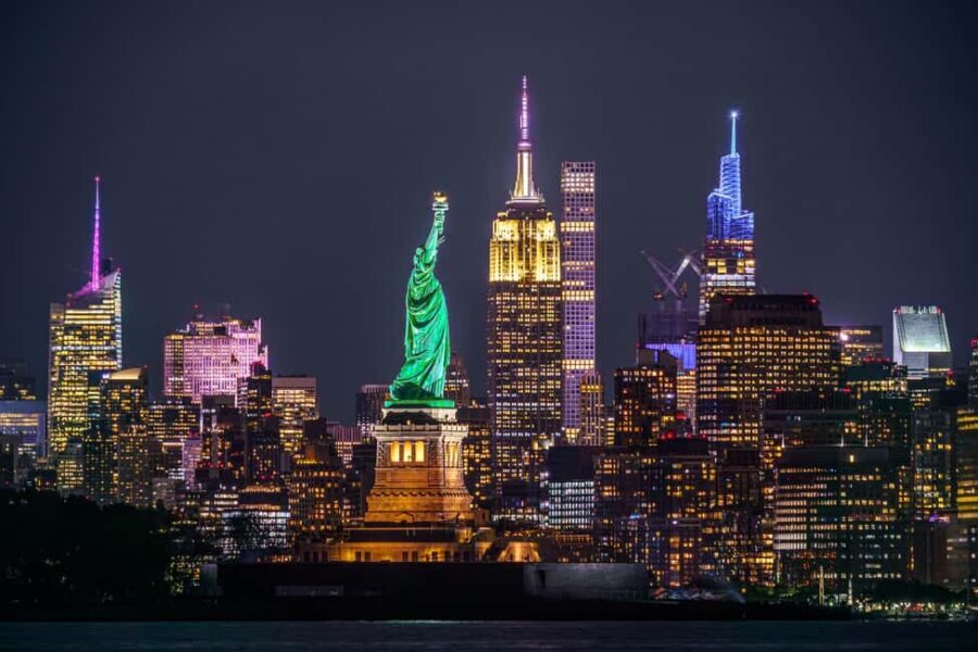 NYC at Night: 3-Hour Luxury Bus Tour of Top Highlights - What You Can Expect from the Tour