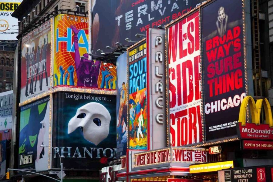 NYC: Broadway and Times Square Insider Tour with a Performer - Analyzing Value: Price, Duration, and Experience