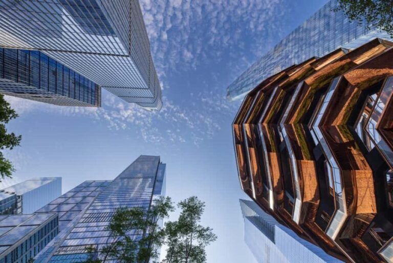 NYC: Chelsea & High Line Tour with Optional Edge Entry