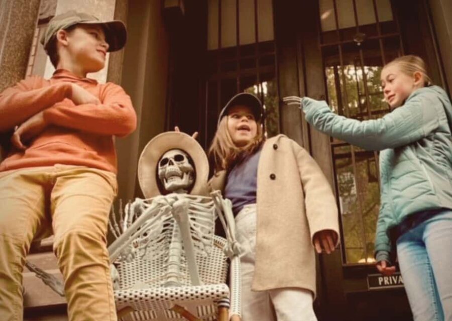 NYC | French guided tour Halloween in Greenwich Village - Why This Tour Is Worth Considering