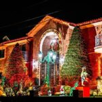NYC Holiday Lights and Dyker Heights Luxury Bus Tour - What Makes This Tour Worth Considering?