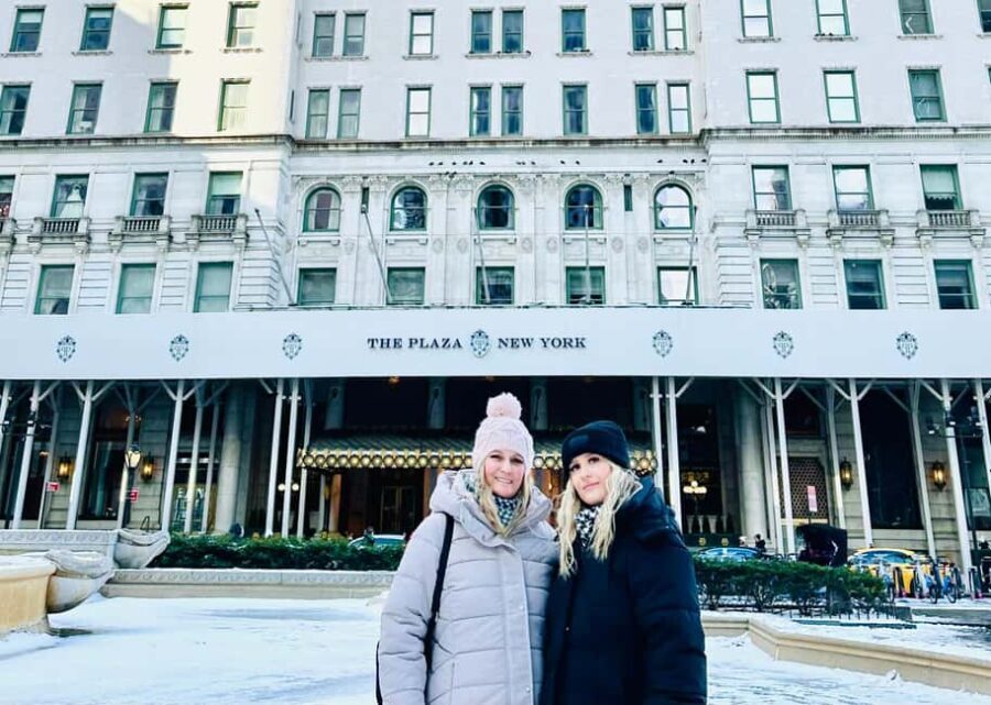 NYC: Home Alone 2 & Elf Locations Tour in Central Park Tour - Highlighted Movie Locations and Stops