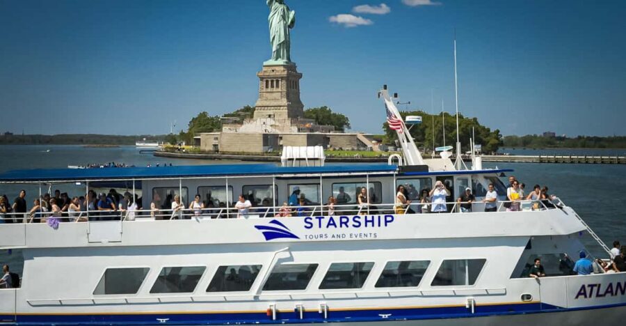 NYC: Starship Sightseeing Cruise Midtown or Downtown - Guides and Narration: What Makes It Special