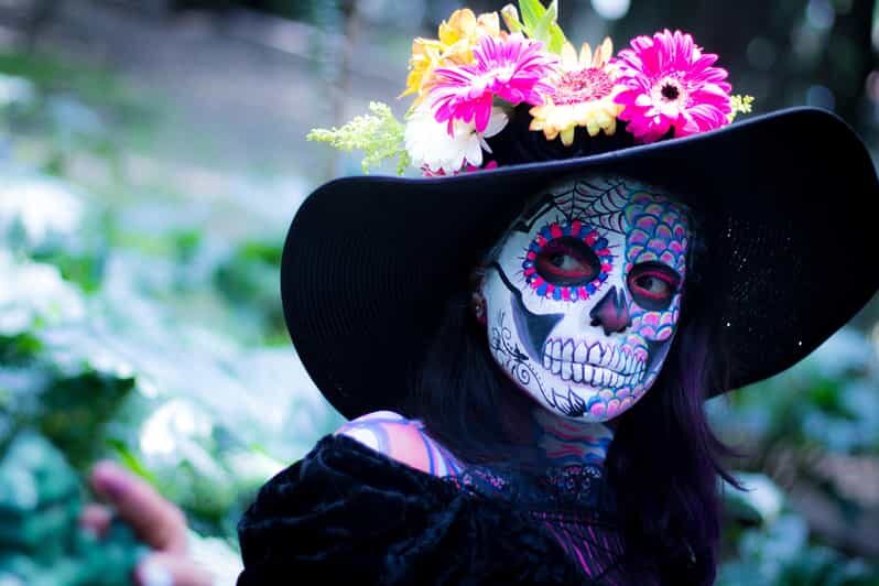 Oaxaca: Day of the Dead Evening Walking Tour with Dinner - The Breakdown: A Day in Oaxaca’s Day of the Dead