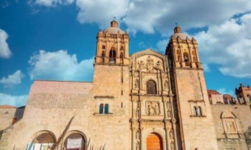 Oaxaca: Private City Tour with Local Food Buffet - The Appeal of a Private Guided Tour
