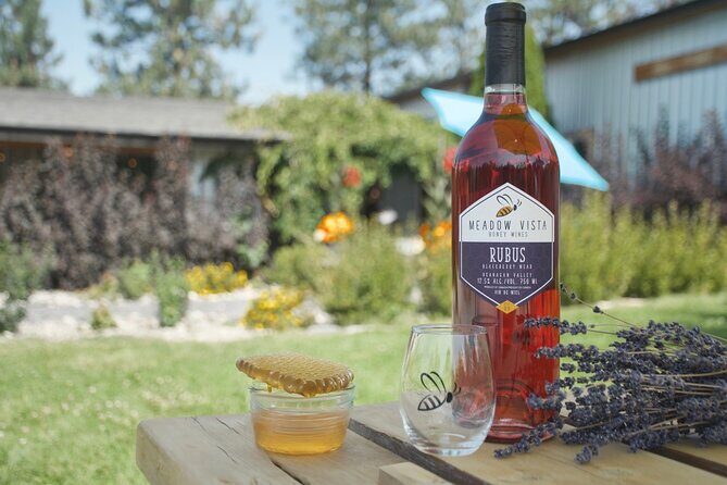 Okanagan Bee Tour and Lunch at Winery in Kelowna - Who Will Appreciate This Tour?