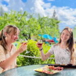 Okanagan Bee Tour, Wine Tasting and Lunch at Kelowna Winery - What Is the Okanagan Bee Tour?