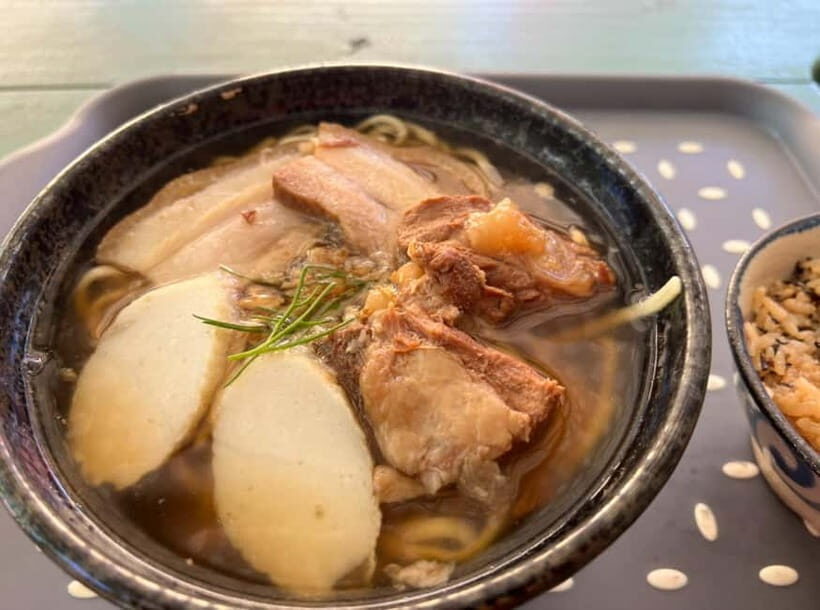 Okinawa : Let's play with cats and have lunch! at Ufuyaa - Who Will Love This Tour?
