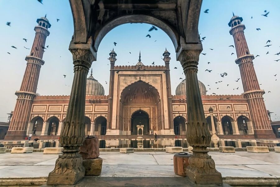 Old and New Delhi City Private Day Tour - 4 to 8 Hours - Discovering Delhi: A Deep Dive into the Itinerary