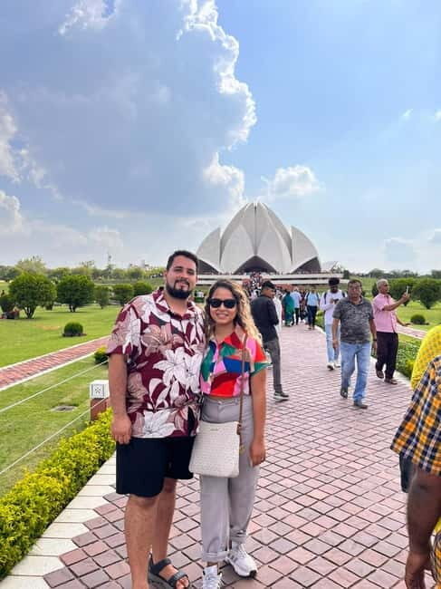Old and New Delhi Private Full or Half Day City Tour by Car - Practicalities: What to Expect and How to Make the Most
