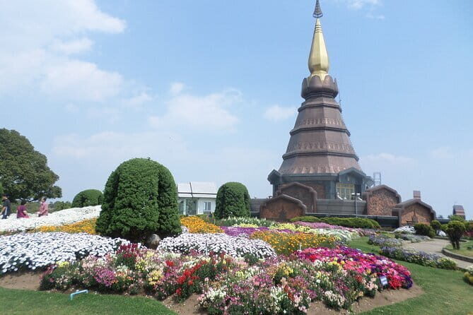 One day tour Doi Inthanon National Park and Trekking on Kew Mae Pan Trail - Who Should Consider This Tour?