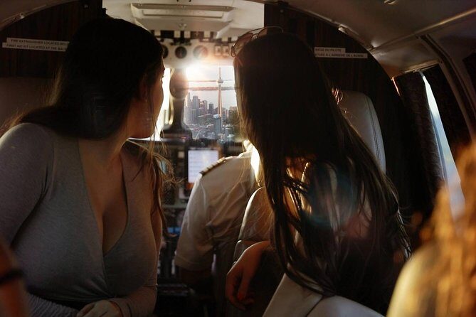 One hour Aerial Tour of Toronto and Niagara Falls with iflyTOTO - The Itinerary: What’s Included and What to Expect