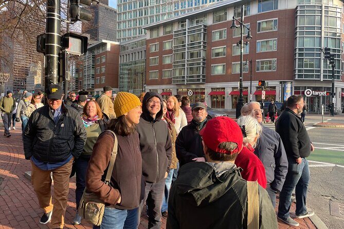 One Hour Walking Tour: Hidden History and Innovation - Who Should Consider This Tour?