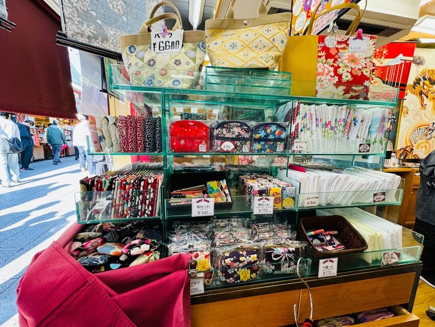 Osaka: Enjoy Street Food & Shopping in Dotonbori - What to Expect on the Tour