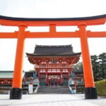 Osaka & Kyoto Highlights Tour with Traditional Kimono Experience - Fushimi Inari Shrine: The Thousand Torii Gates