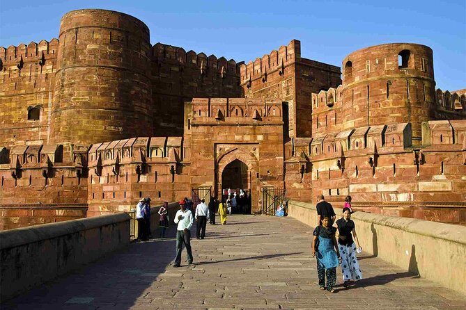 Overnight Agra Tour From Hyderabad - Who Would This Tour Suit Best?