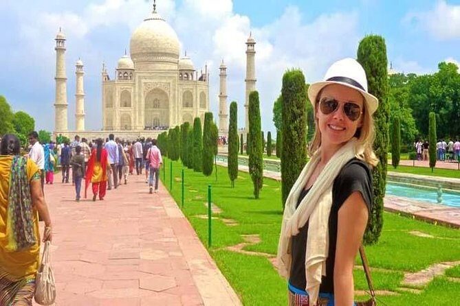 Overnight Trip to Taj Mahal by Private Car - The Benefits of a Private, Guided Experience