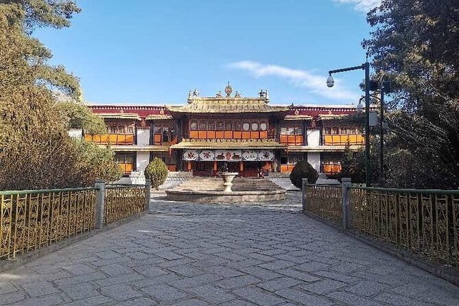 Overview of Tibet - 4 Days - Luxury accommodation - Analyzing the Value