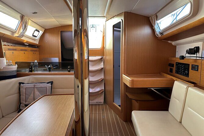 Oyster Bay Two Hour Sailing Experience - The Practicalities: What to Expect on Your Sail