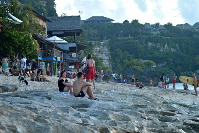 Padang-Padang Beach+ Uluwatu Sunset and Kecak Dance + Dinner - Explore Bali’s Spectacular Beaches