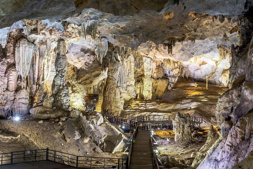 PARADISE CAVE GROUP TOUR DEPARTURE FROM HUE (EVEN DAYS ONLY) - Analyzing the Price and Value