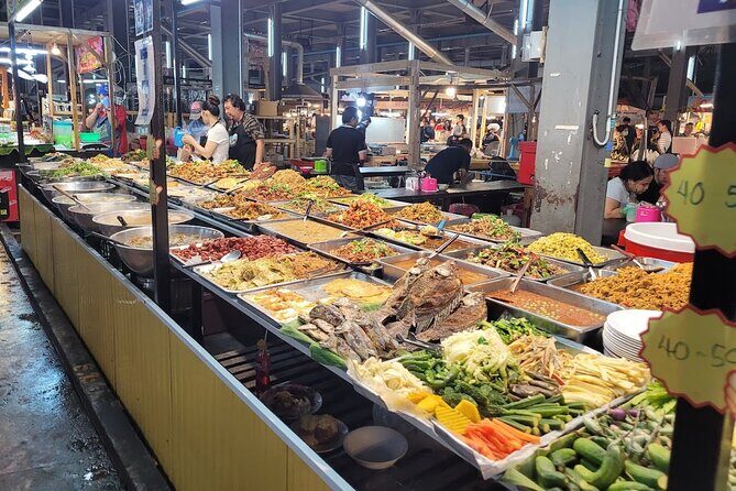Pattaya Local Market Experience Full Day Tour DT9 - Transportation and Group Size