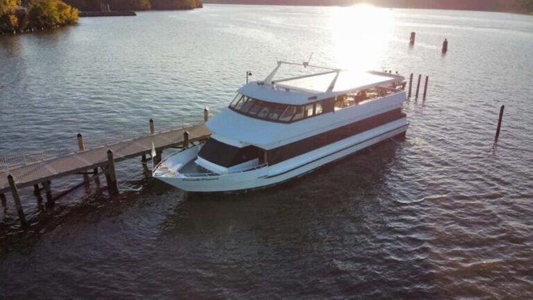 Peekskill: Hudson River Fall Foliage Brunch Cruise - Who Is This Cruise Best For?