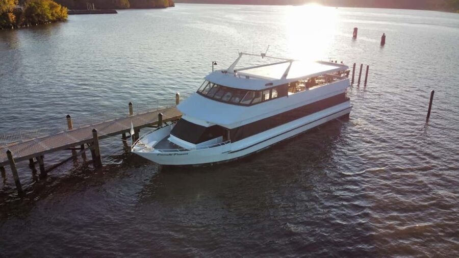 Peekskill: Hudson River Fall Foliage Brunch Cruise - Who Is This Cruise Best For?