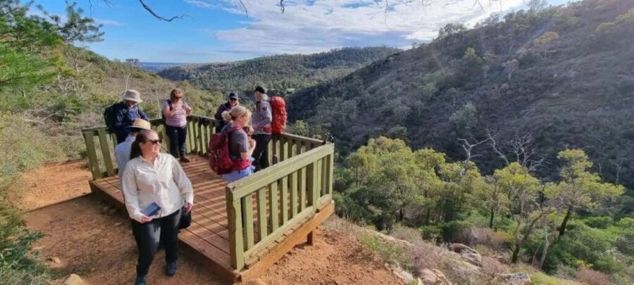 Perth: Hidden Gems of Perth Hiking Tour with Lunch - The Itinerary: What to Expect from Morning to Evening