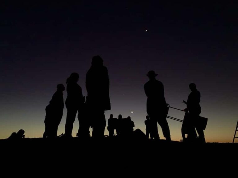 Perth: Sullivan Rock Sunset and Stargazing Hike - Summary of Value