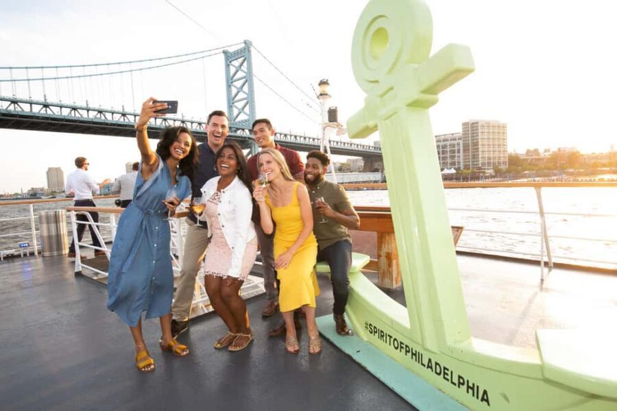 Philadelphia: Buffet Brunch, Lunch, or Dinner Cruise - Detailed Breakdown of the Cruise
