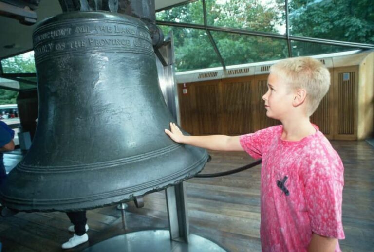 Philadelphia: Walking Tour of Colonial Nonsense - Practical Tips for Travelers