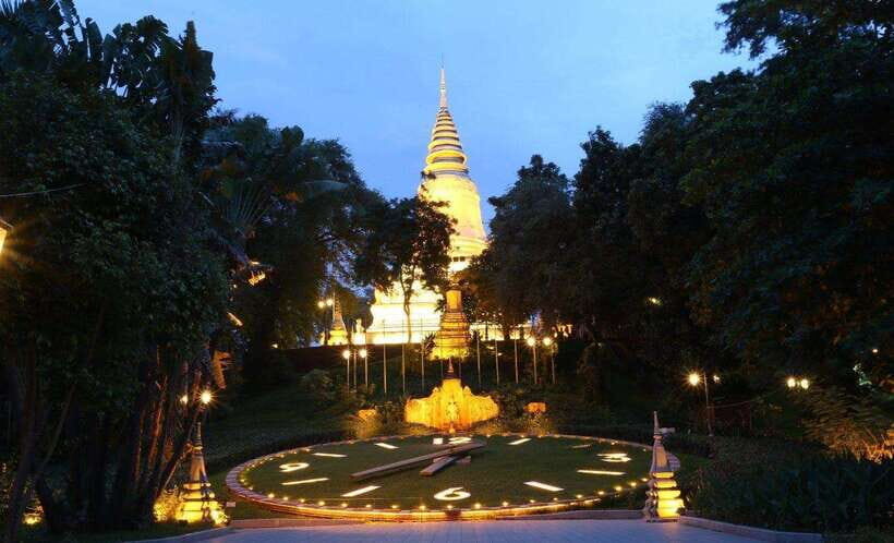 Phnom Penh: 9 Exciting Spots Evening Tuk-Tuk Tour - What You Can Expect from This Night Tour