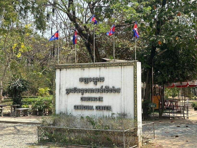 Phnom Penh: killing field & Toul Sleng genocide museum Tour - FAQs