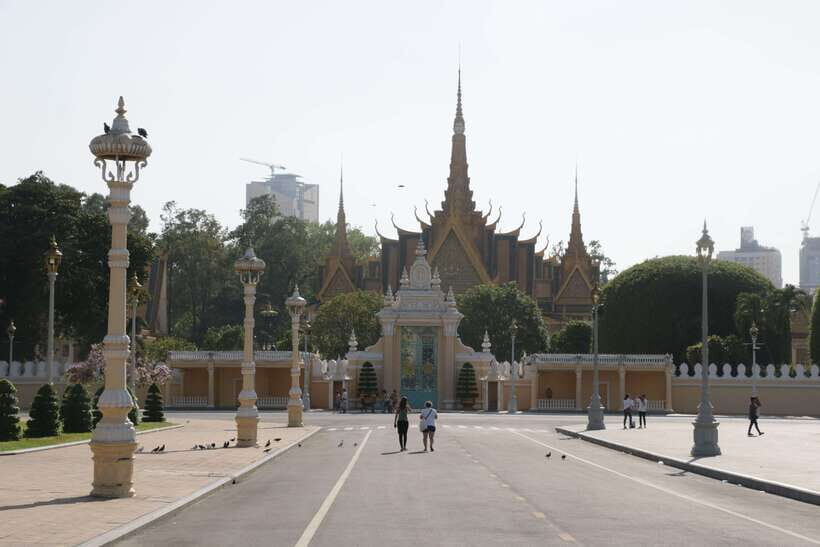 Phnom Penh Tour with English Tuk Tuk Driver - The Itinerary in Detail: A Closer Look