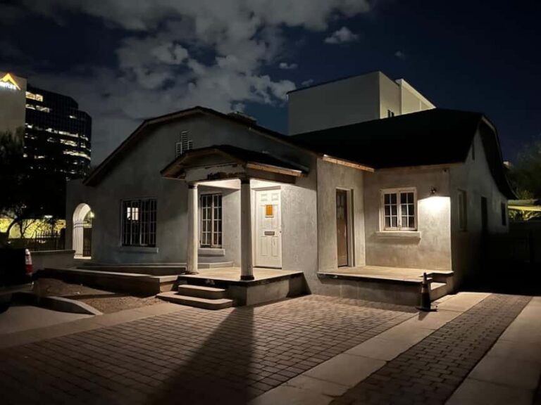 Phoenix: Murders & Mysteries True Crime Car Ghost Tour - The Sum Up