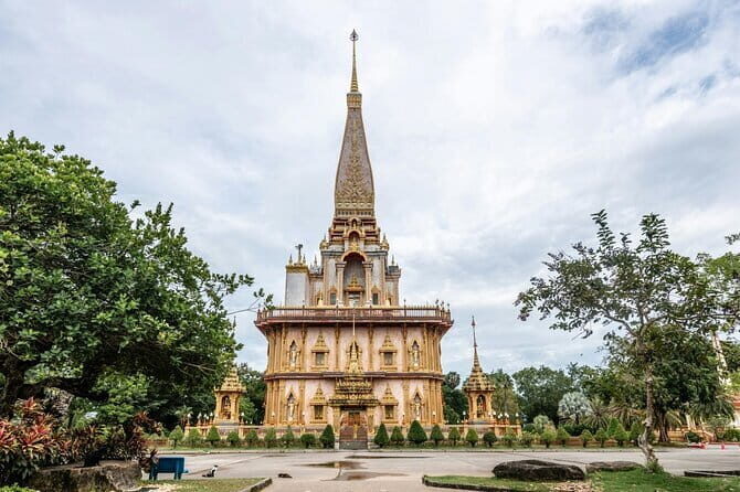 Phuket Landmark City Tour with Local Food Market Experience - What Sets It Apart?