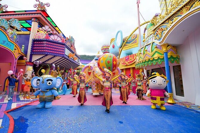 Phukets Dazzling Spectacle: Carnival Magic Theme Park Experience - Detailed Breakdown of the Itinerary