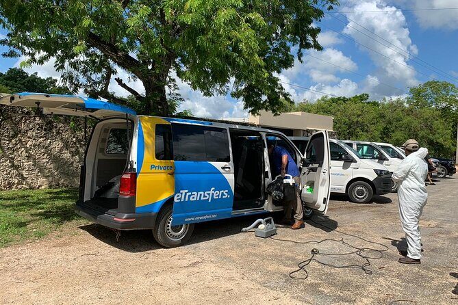 Playa del Carmen Private Transportation From-To Cancun Airport - What the Transfer Looks Like