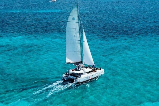 Plus Full Day Catamaran Tour to Isla Mujeres All Inclusive - Exploring Isla Mujeres