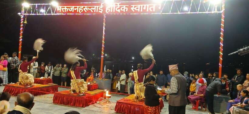 Pokhara: Aarati Ceremony at Tal Barahi Temple with Guide - A Closer Look at the Experience