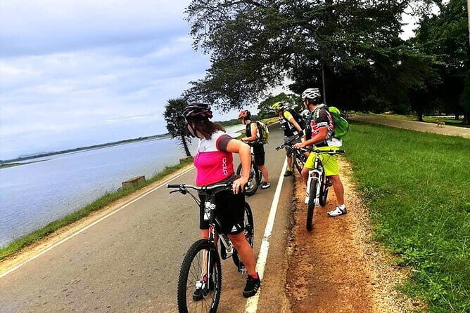 Polonnaruwe Ancient City Cycling Day Tour from Colombo - The Sum Up