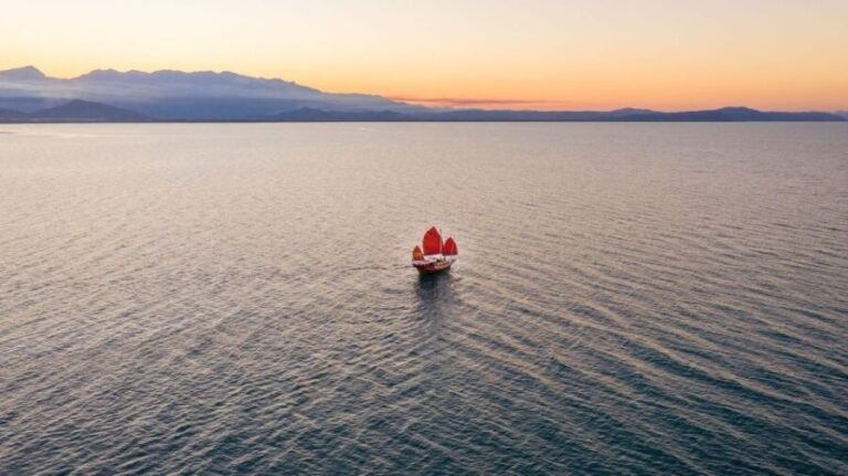 Port Douglas: Sunset Cruise on a Chinese Shaolin Junk Ship - The Experience and the Vessel